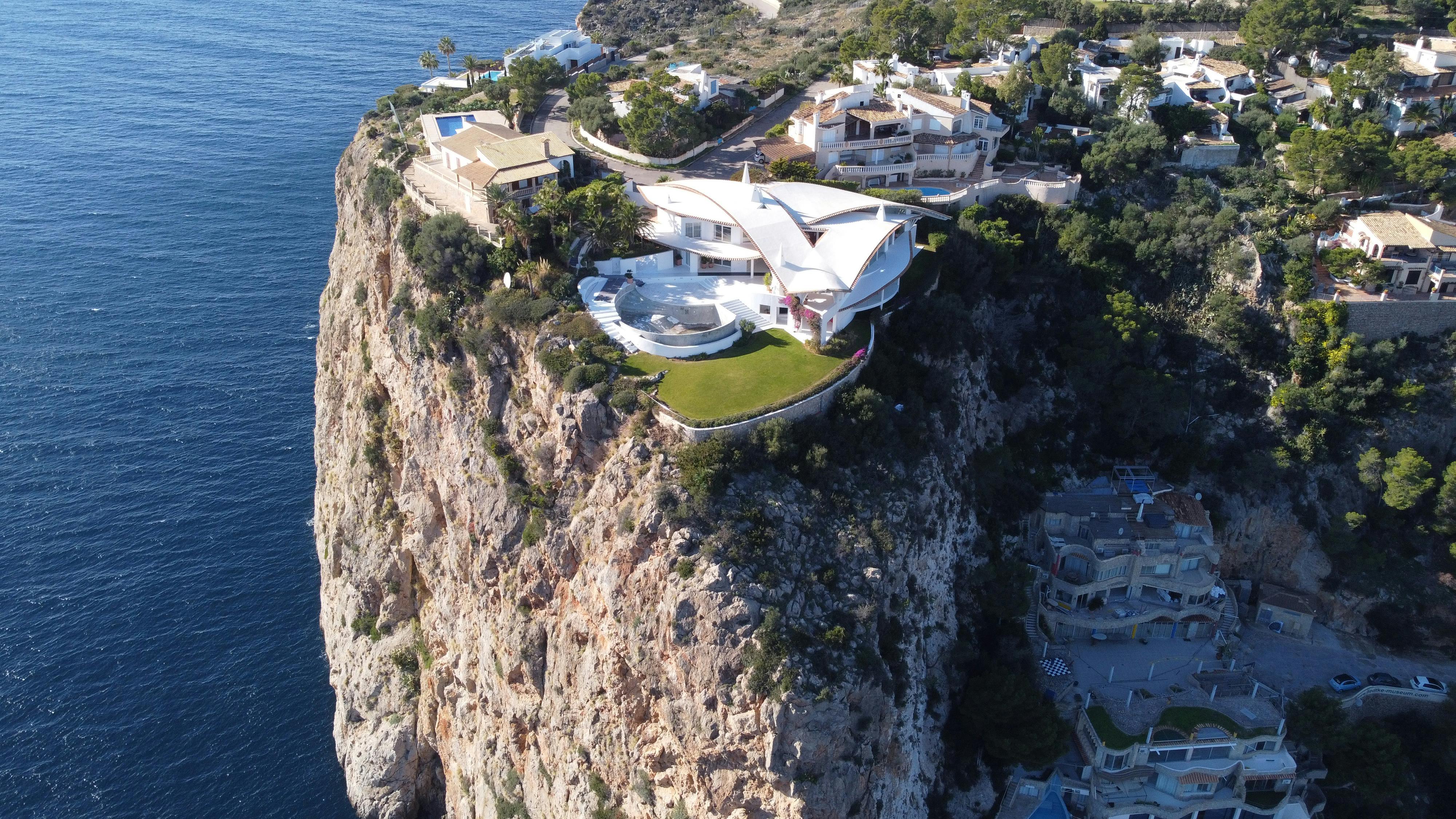 Acquistare una proprietà costiera in Spagna: guida completa per gli ...